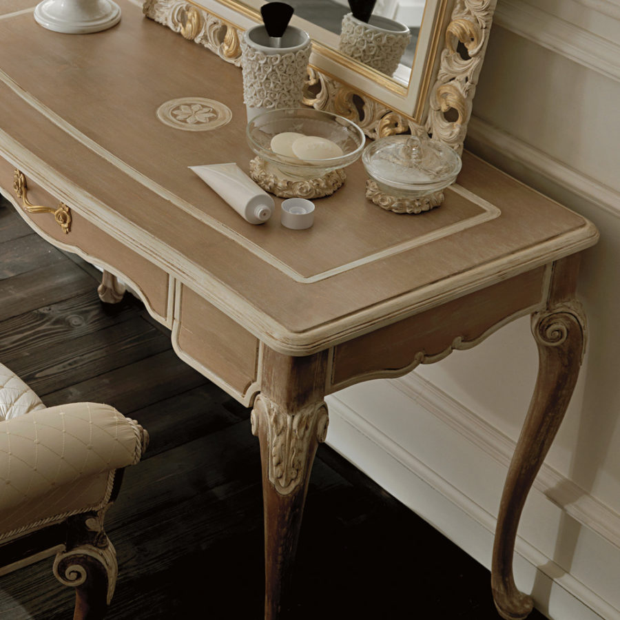 Luxurious Italian Classic Dressing Table - Juliettes Interiors