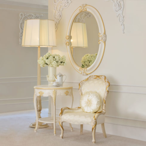 Discover the Elegance of the High End Italian Oval Mirror