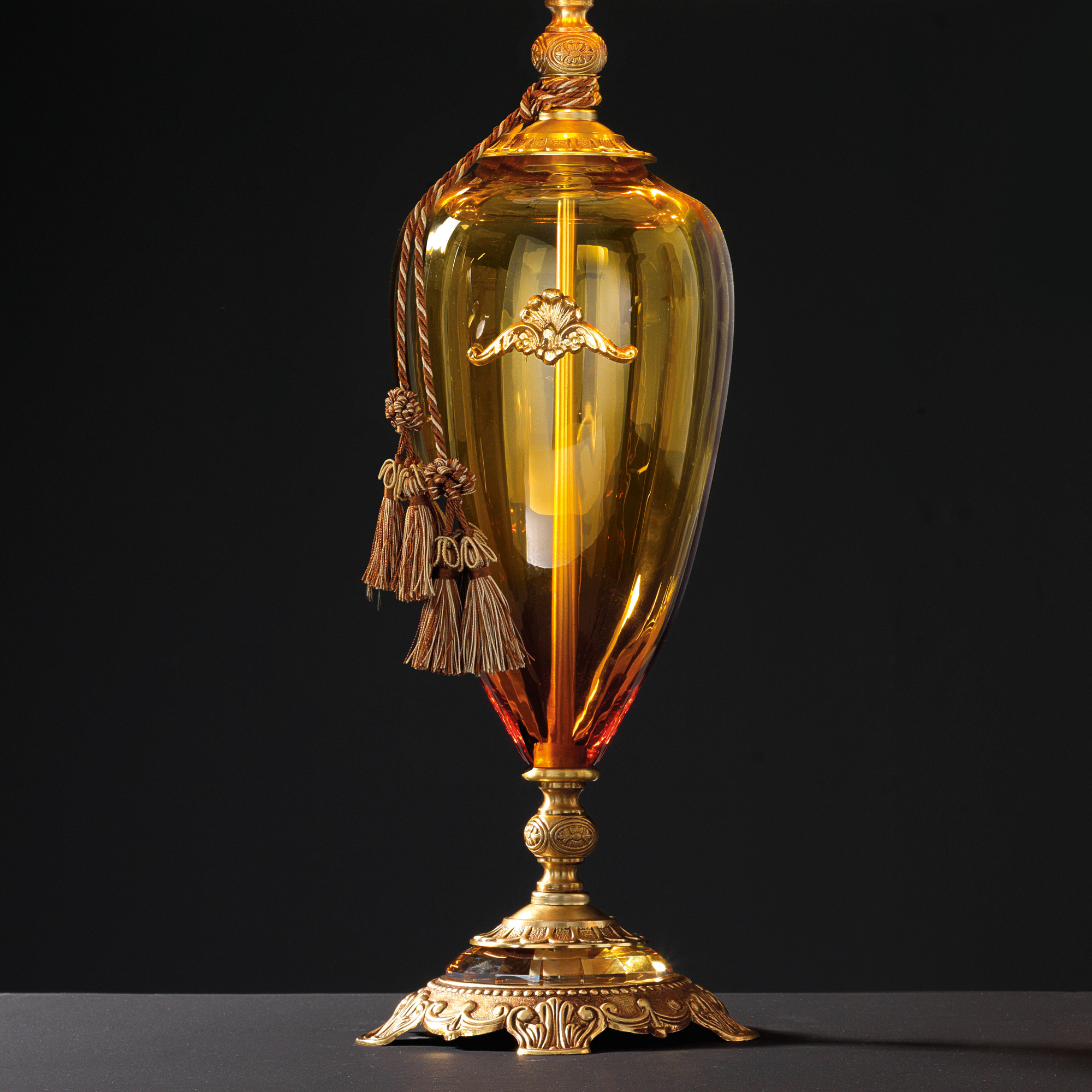 Traditional Amber Blown Glass Table Lamp - Juliettes Interiors