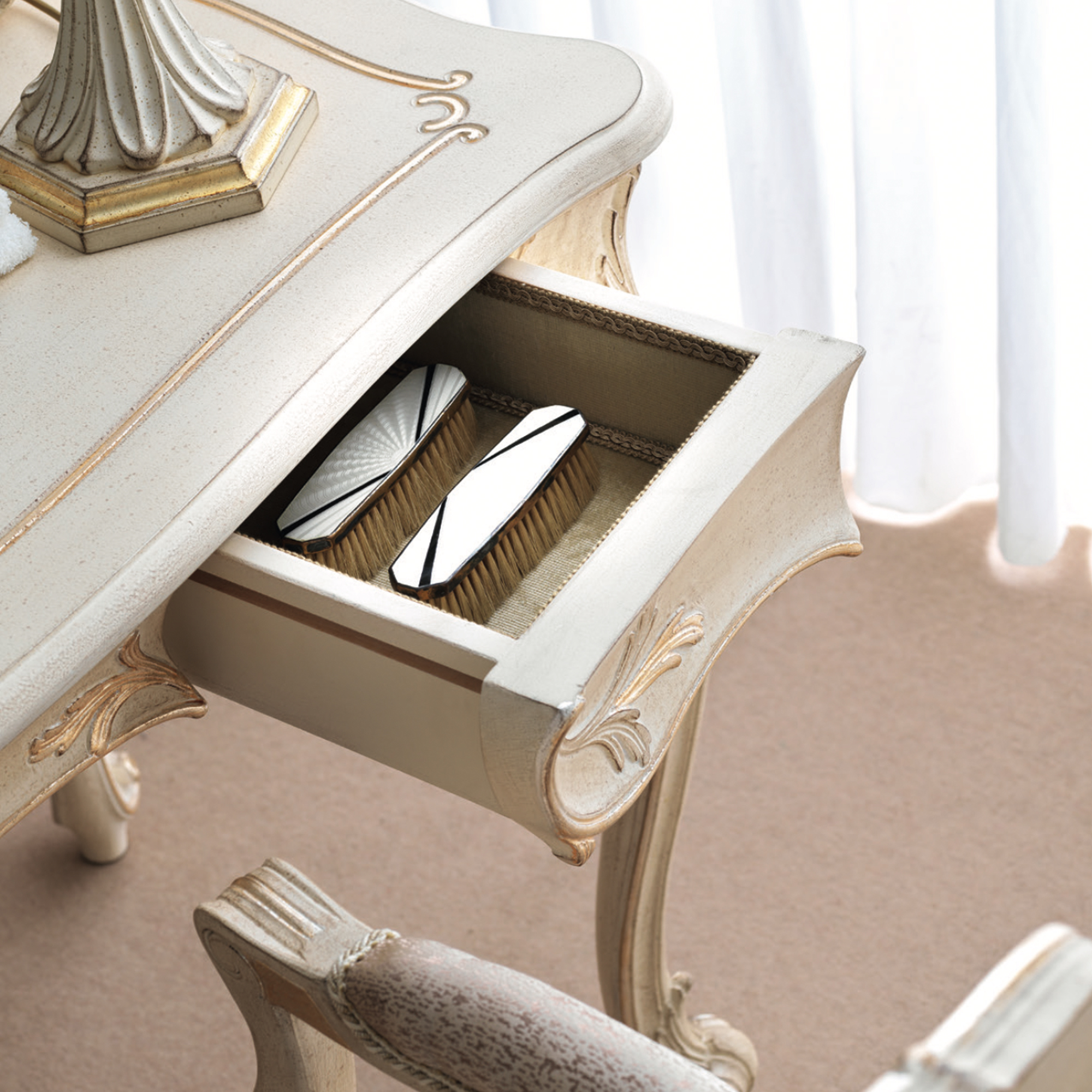 Ornate Classic Style Dressing Table Set - Juliettes Interiors