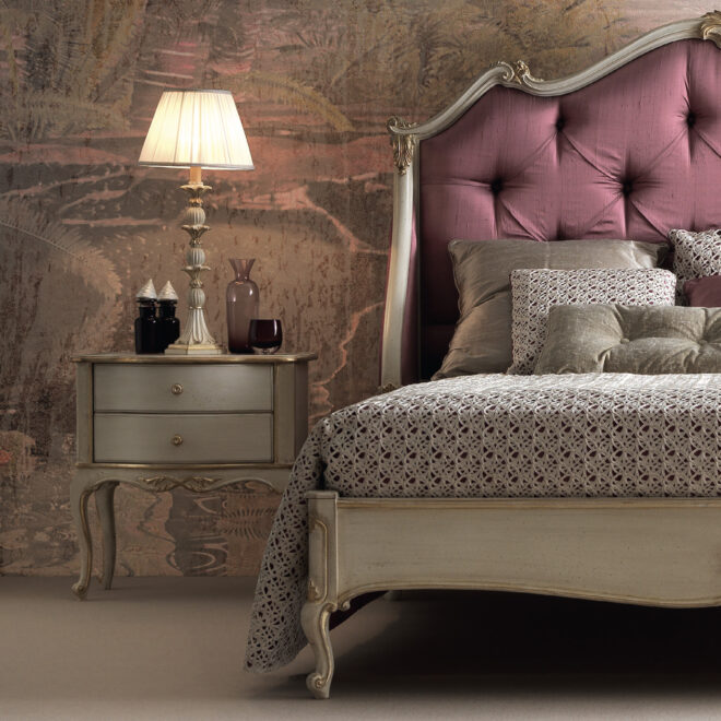 Ornate Classic Style Winged Bed - Juliettes Interiors